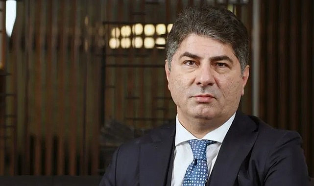Fenerbahçe başkanlığına aday olduğunu açıklayan Hakan Safi kimdir ...
